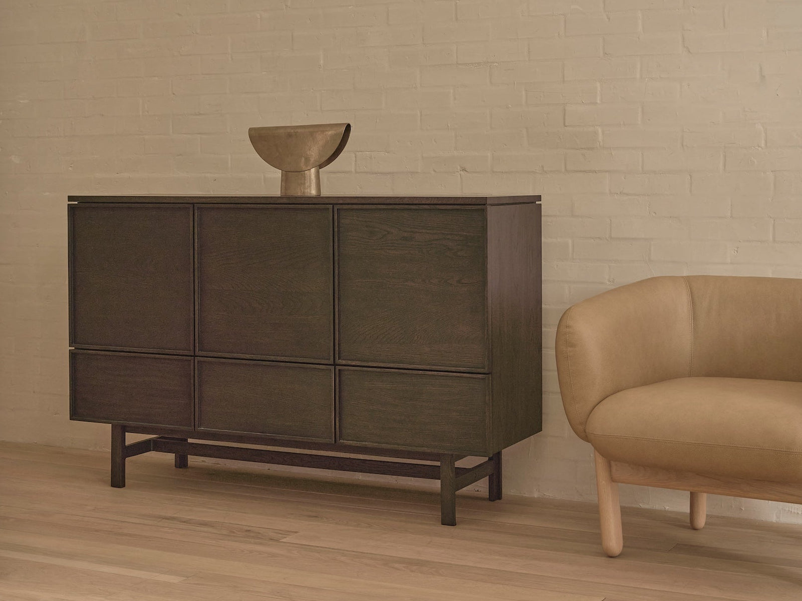 Consoles & Shelving – Dawson & Co
