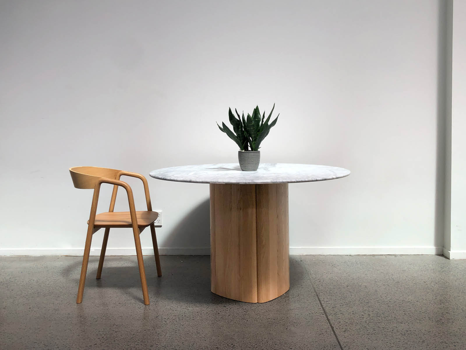 Tathra Dining Table | Dawson And Co | Auckland – Dawson & Co